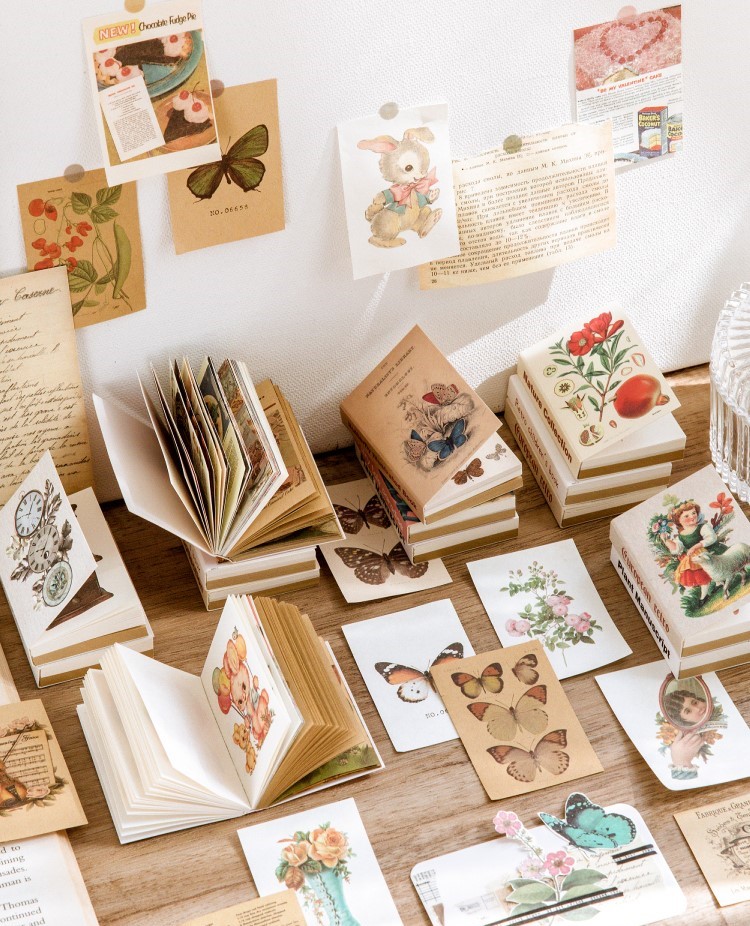 Mini Retro Photobook | Aesthetic Decor Shop